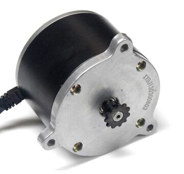 24 Volt Motors, universal straight DC Motors with no gearing